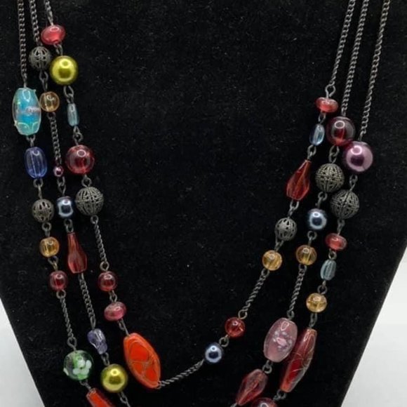 Avon | Jewelry | Vintage Avon Gp Signed Triple Strand Glass Beaded ...